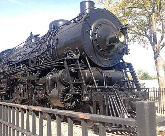 Repainting of old Engine 3416 underway - Great Bend Tribune