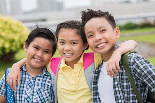 New study shows young girls think boys are smarter - Great Bend Tribune