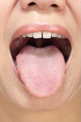 normal tongue side view