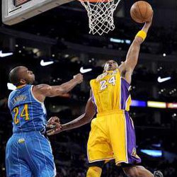 kobe dunking