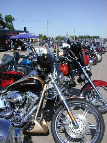 Relay for Life Car Show joins Bike Rally - Great Bend Tribune