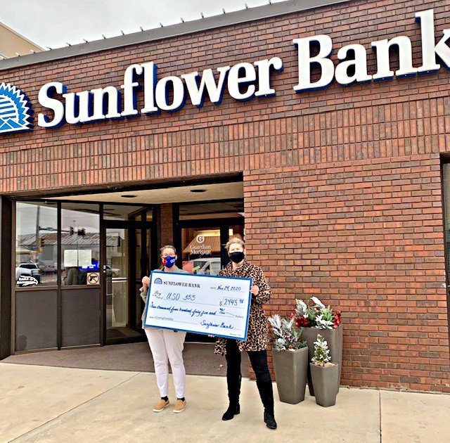 Sunflower Bank donates $7,928 to schools, students - Great Bend Tribune