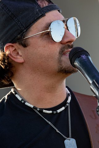 Jake Gill bringing free show to Great Bend - Great Bend Tribune