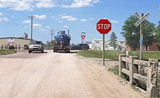 Key railroad crossings to see improvements - Great Bend Tribune