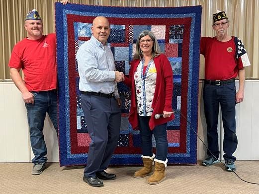 Finnegan receives Quilt of Valor - Great Bend Tribune