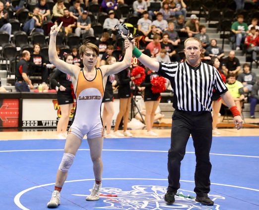 Larned's Hook captures state wrestling title - Great Bend Tribune