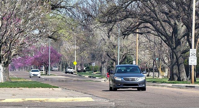 Bid approved for Broadway, intersection project - Great Bend Tribune