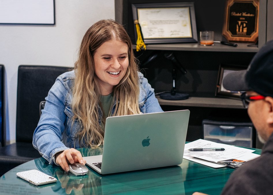 Marketing Maven receives award for website design - Great Bend Tribune