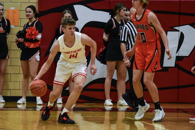 Premer's slam dunk sparks Panthers - Great Bend Tribune