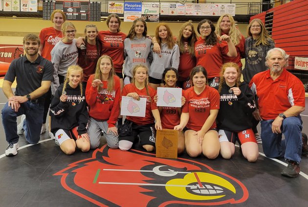 Hoisington girls win Corner Classic wrestling title - Great Bend Tribune