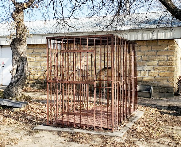 ‘Tiny Jails’: Historic Kansas lockups may be endangered - Great Bend ...