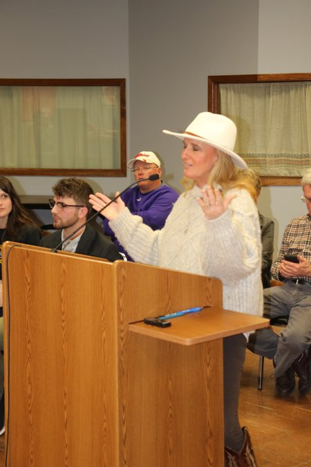 Downtown district dominates Larned council meeting - Great Bend Tribune