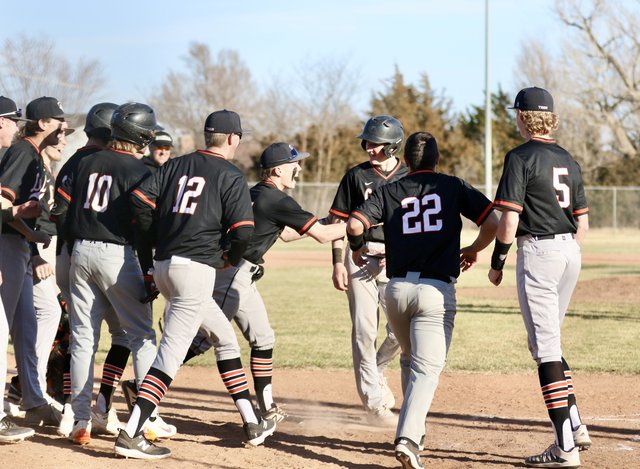 Larned Indian baseball sweeps Lyons - Great Bend Tribune