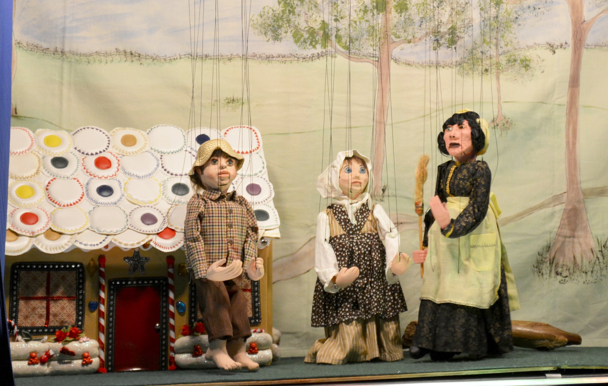 Puppeteer presents ‘Hansel and Gretel’ - Great Bend Tribune