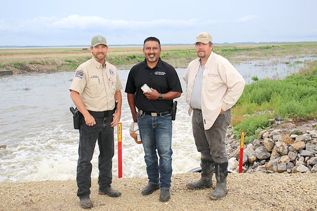Cheyenne Bottoms pump project gets first run - Great Bend Tribune