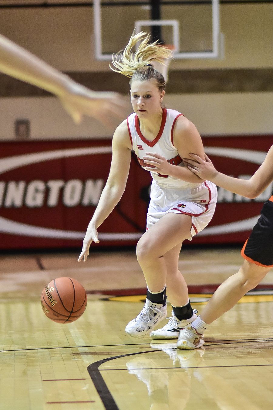 Beloit upsets Cardinal girls, 40-38 - Great Bend Tribune