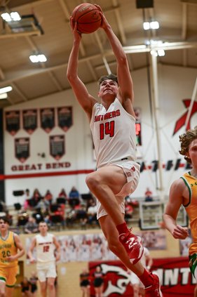 Panthers outlast Wichita Carroll, 54-51 - Great Bend Tribune
