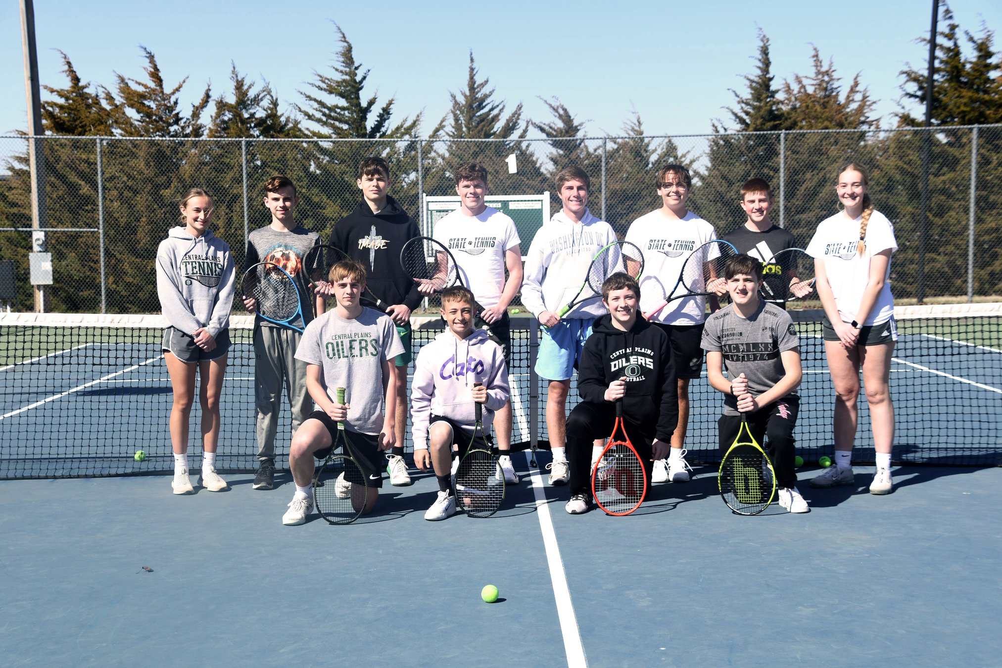 Oilers' tennis wins two divisions - Great Bend Tribune