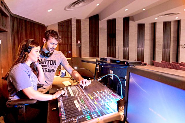 Gift from Mull family enhances BCC programs - Great Bend Tribune