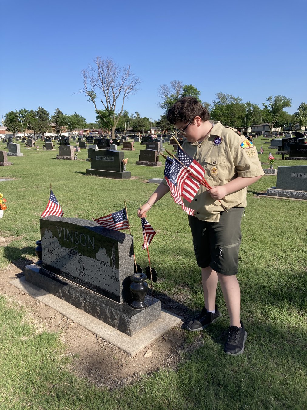 Memorial Day preparation - Great Bend Tribune