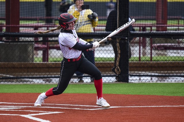 Panthers' Thexton commits with Fort Hays softball - Great Bend Tribune