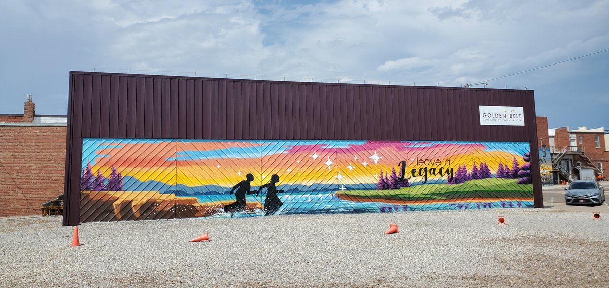 Local artist creates Leave a Legacy mural - Great Bend Tribune