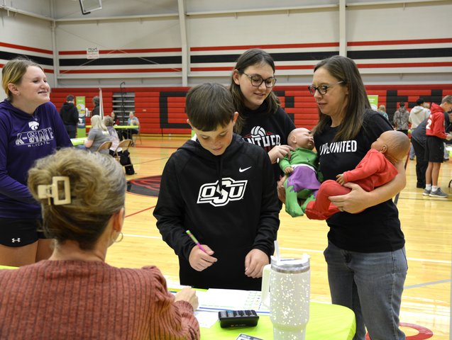 Reality U: Eighth-graders get a glimpse of the future - Great Bend Tribune
