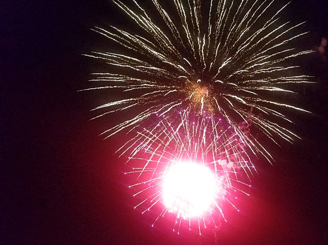 City will allow more fireworks - Great Bend Tribune