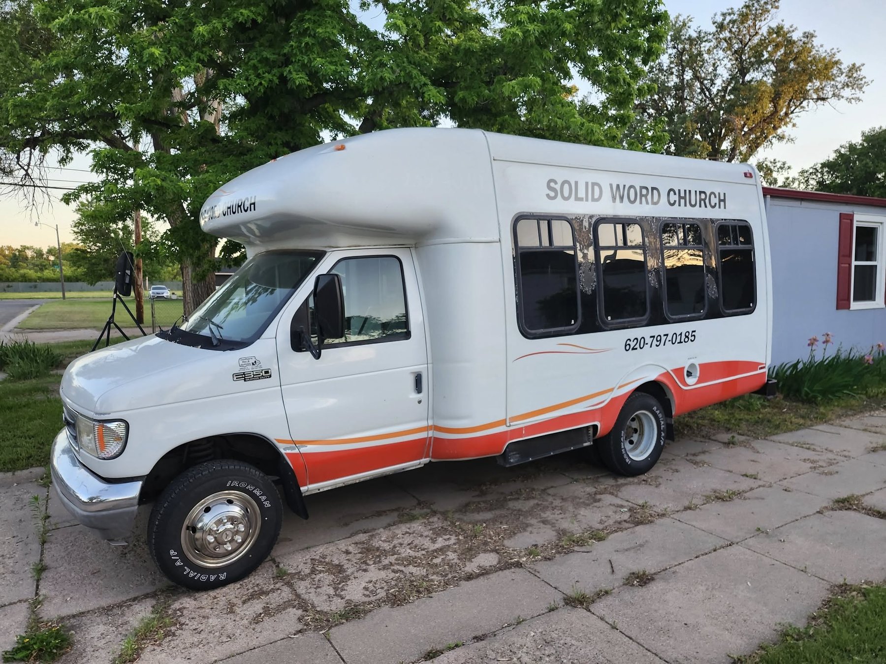 Solid Word offers outdoor service - Great Bend Tribune