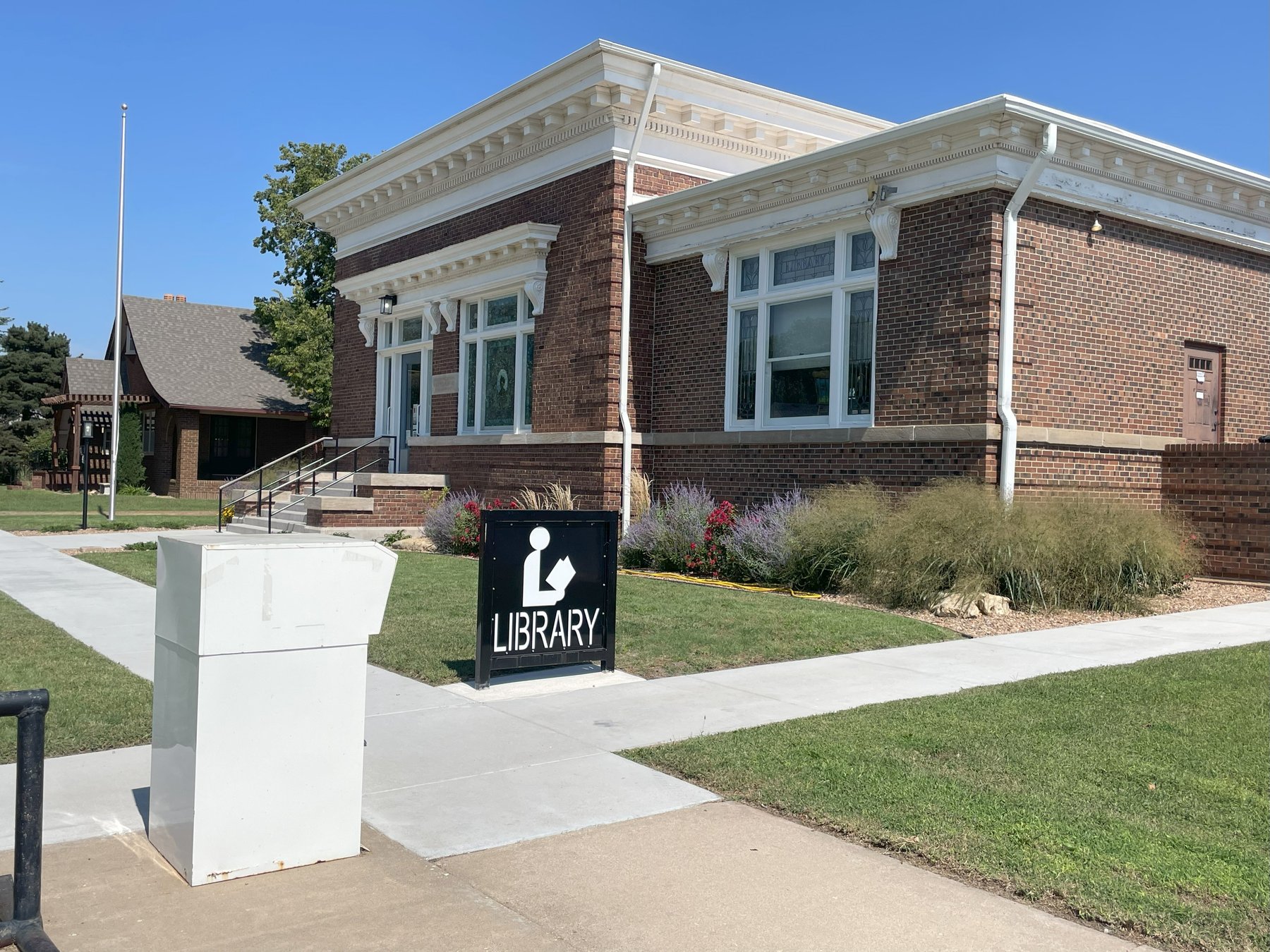 Area library restoration completed - Great Bend Tribune