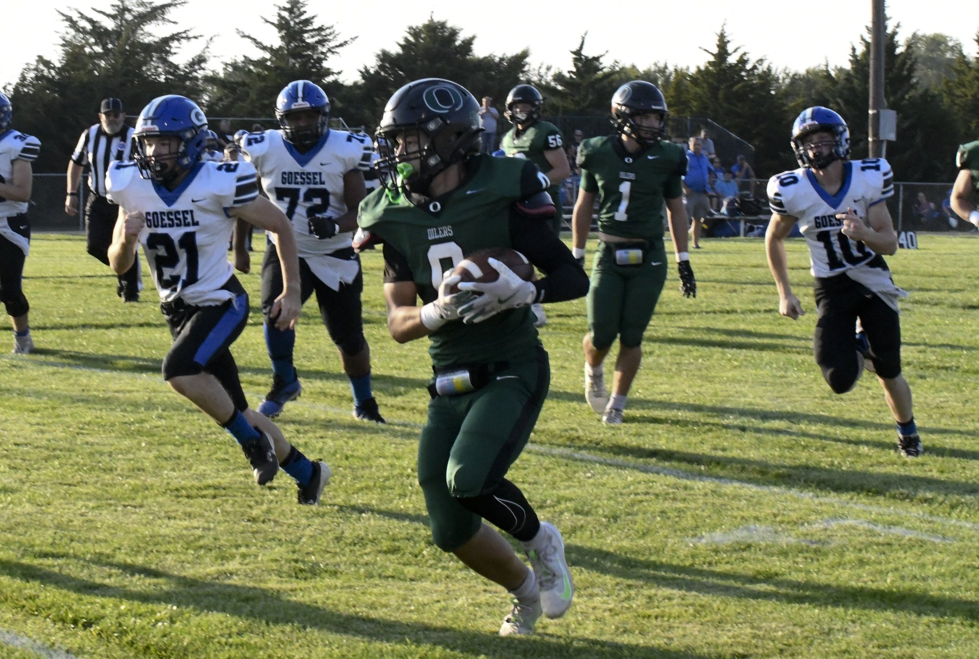 Stroud, Crites spark Oilers' 60-0 victory - Great Bend Tribune